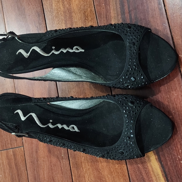 Nina | Shoes | Nina Black Elegant Heels With Sophisticated Design ...
